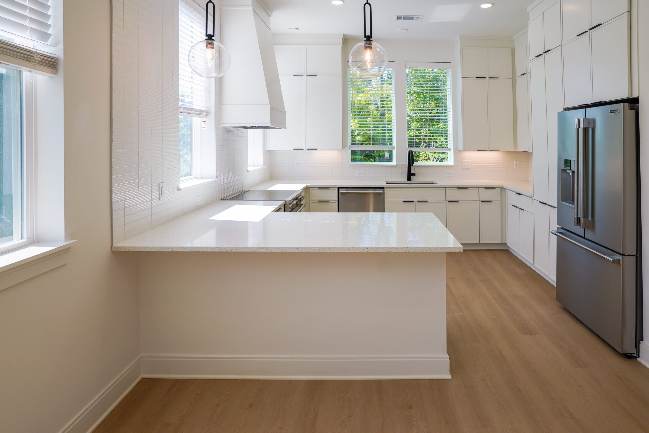 Elm Lane Townhomes: Perfect Ballantyne Rental for Downsizing